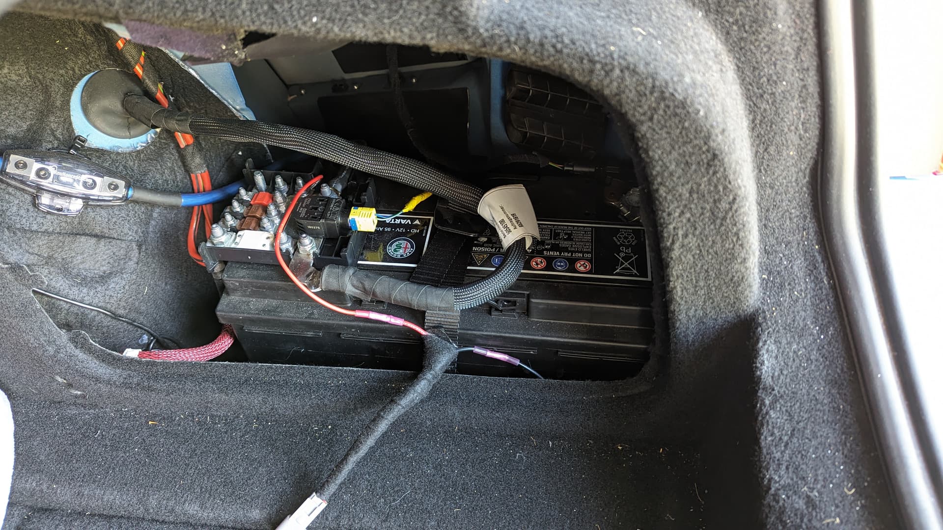 Replacing the Alfa Romeo Giulia 952 Battery Maintenance Giulia Tech Community